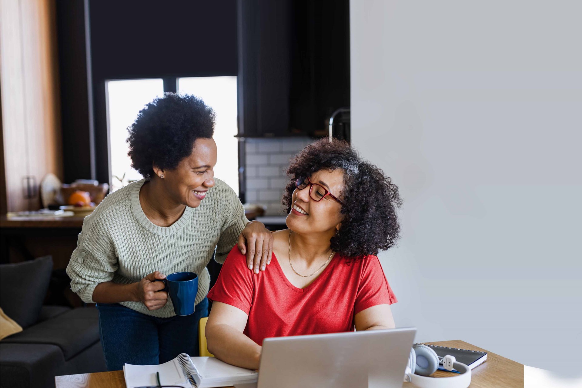 Fixed Term Savings Account | Grow your savings | Metro Bank