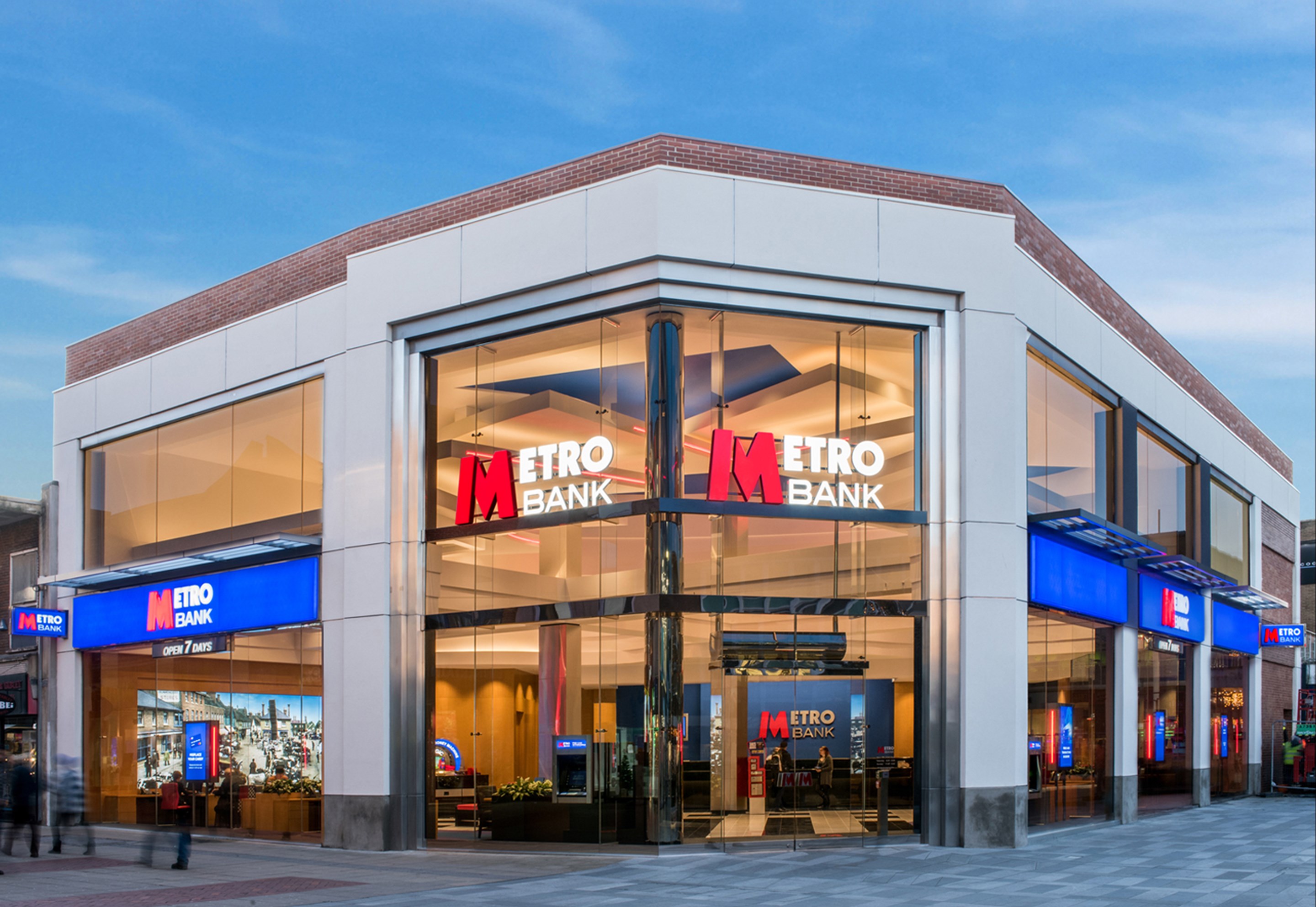 Crawley | Metro Bank